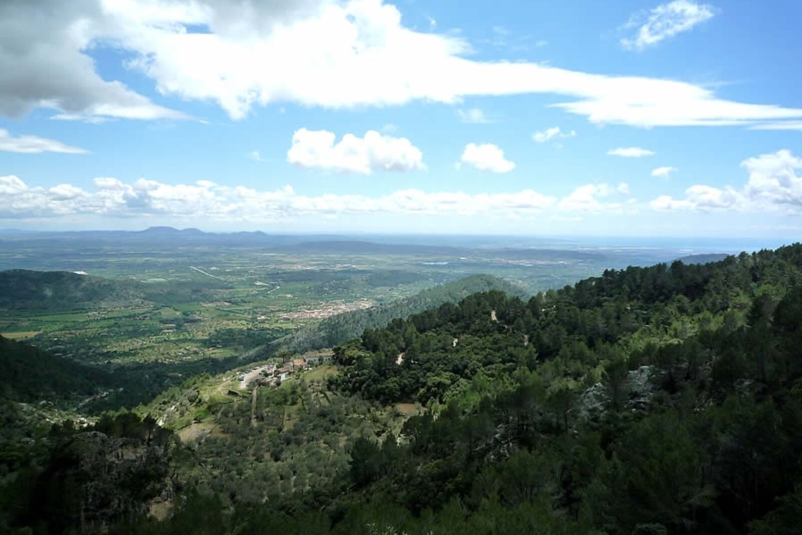 Alaro to Castle of Alaro Hiking Trail