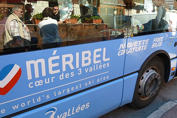 Bus services in Meribel