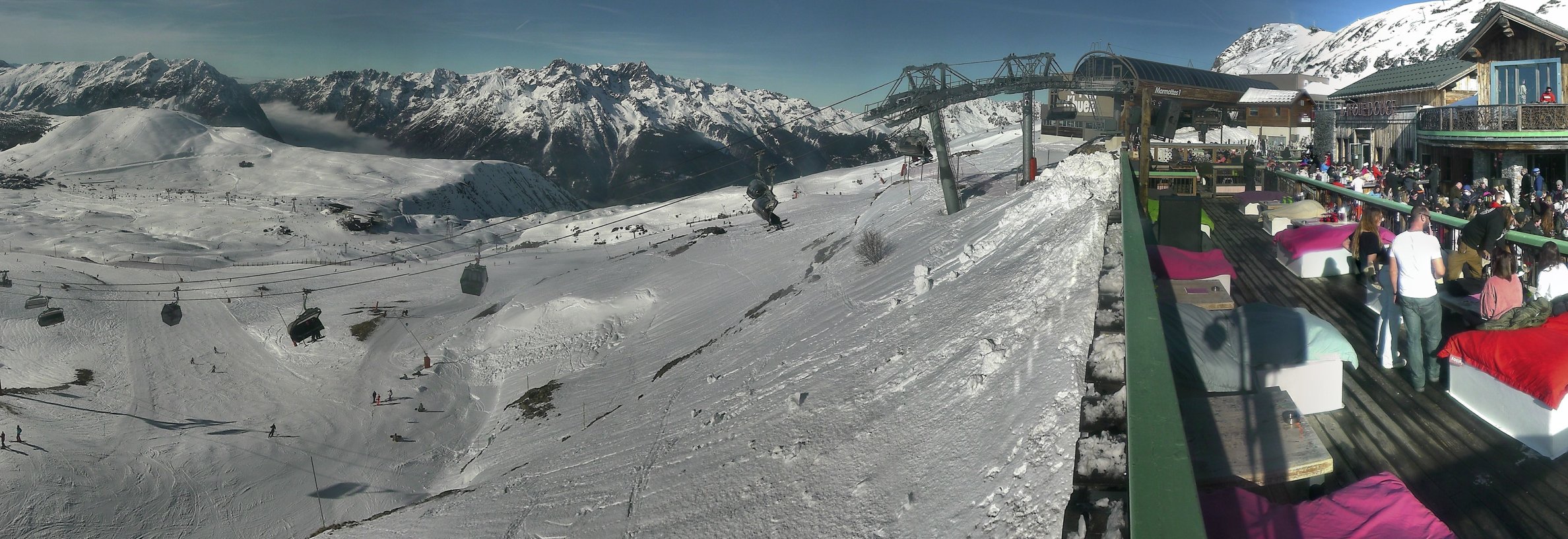 Busy Ski Slopes for New Year Week