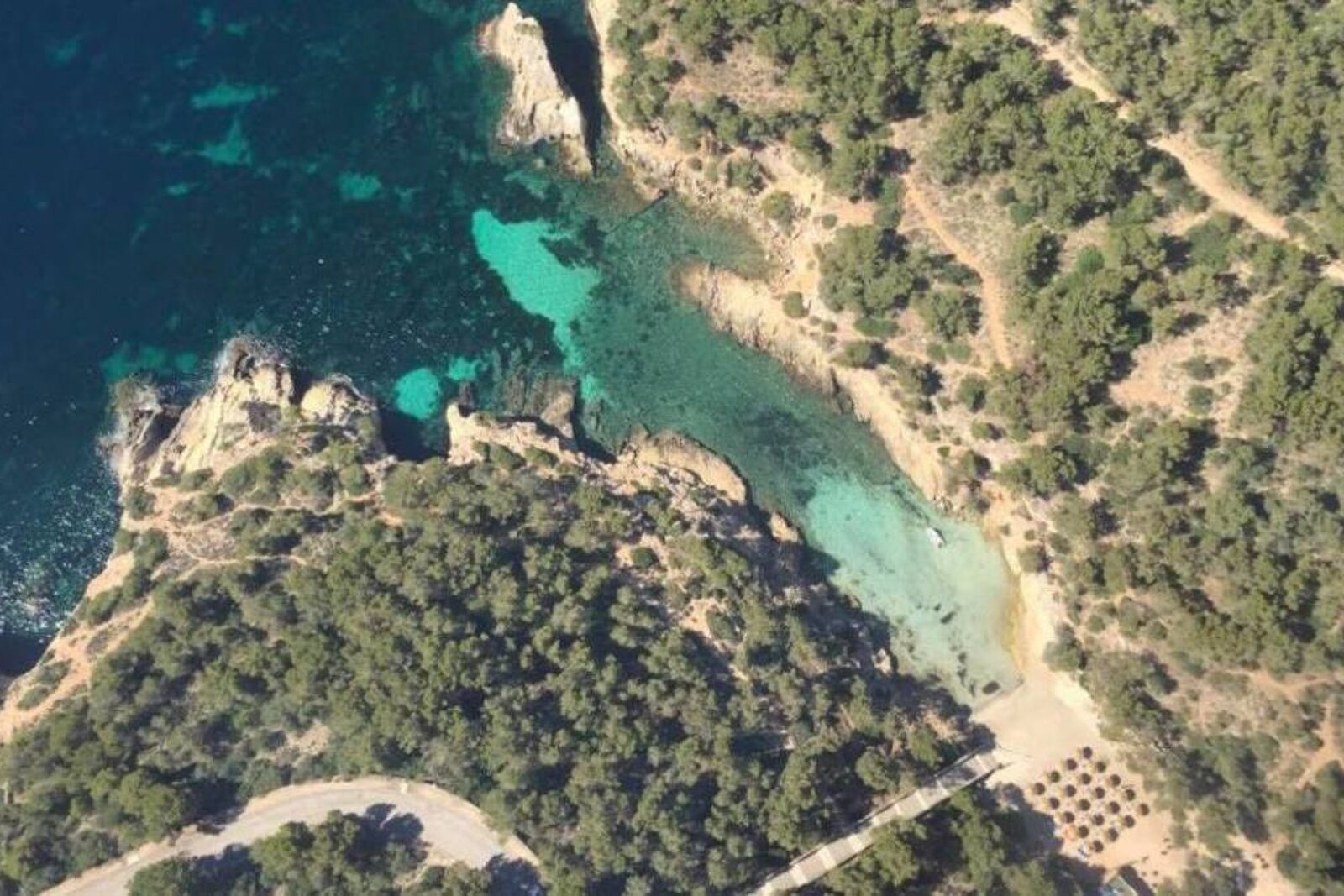 Cala Falco Beach