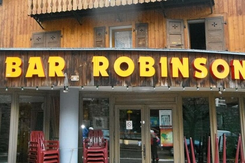 Bar Robinson